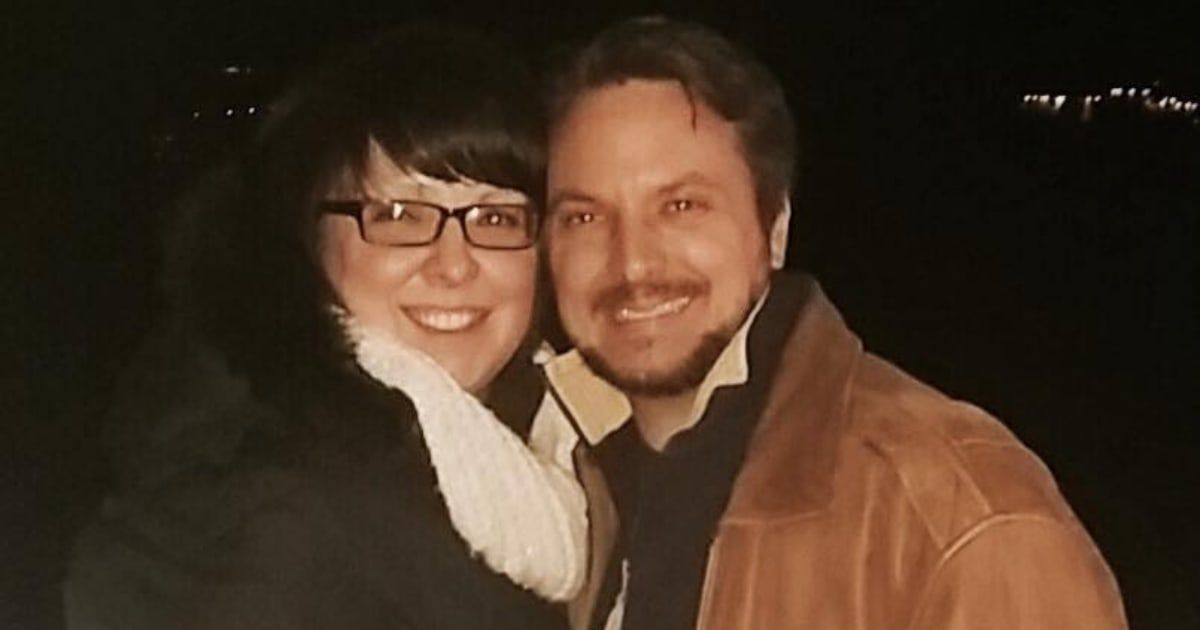 Who is Jonas Farrell's wife? 'Lakefront Empire' agent raises autistic ...