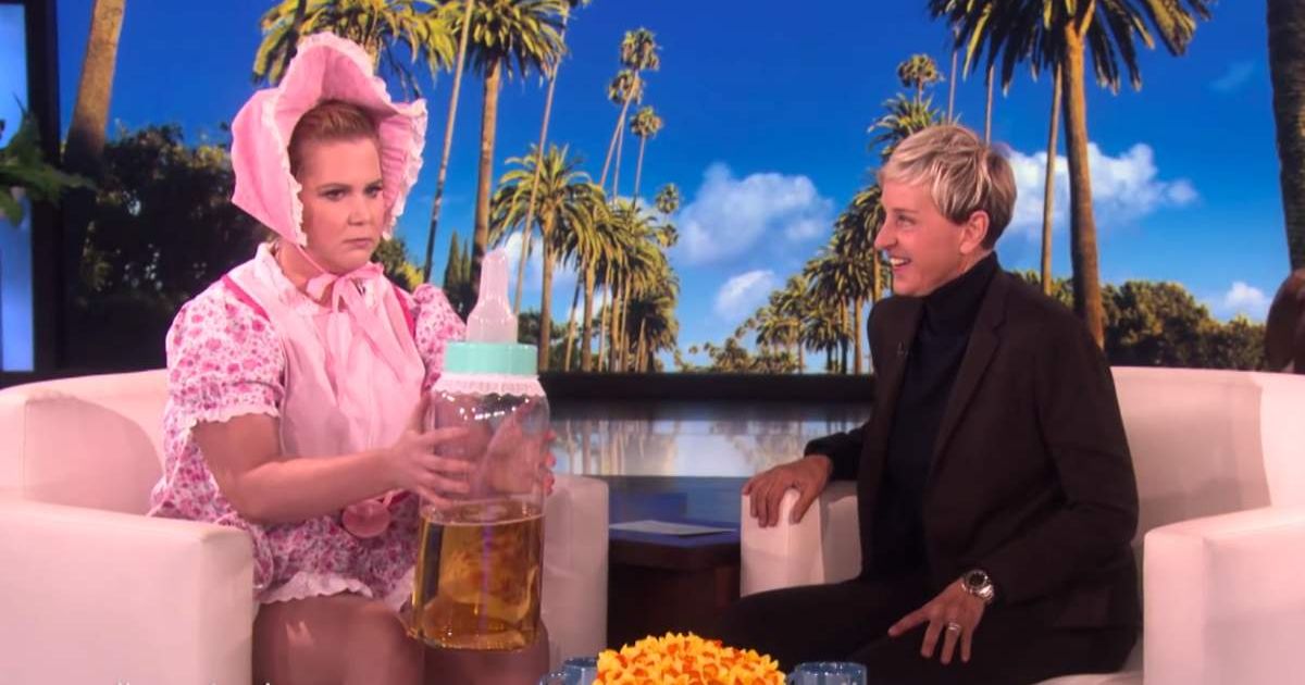 Resurfaced video of Amy Schumer's outfit on 'The Ellen Show' has ...